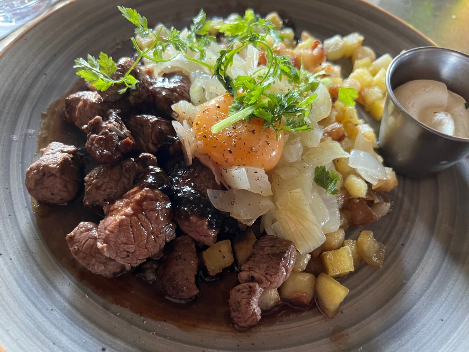 Hamnplan 1 och Players Lounge i Behrn arena – Örebro läns tidning